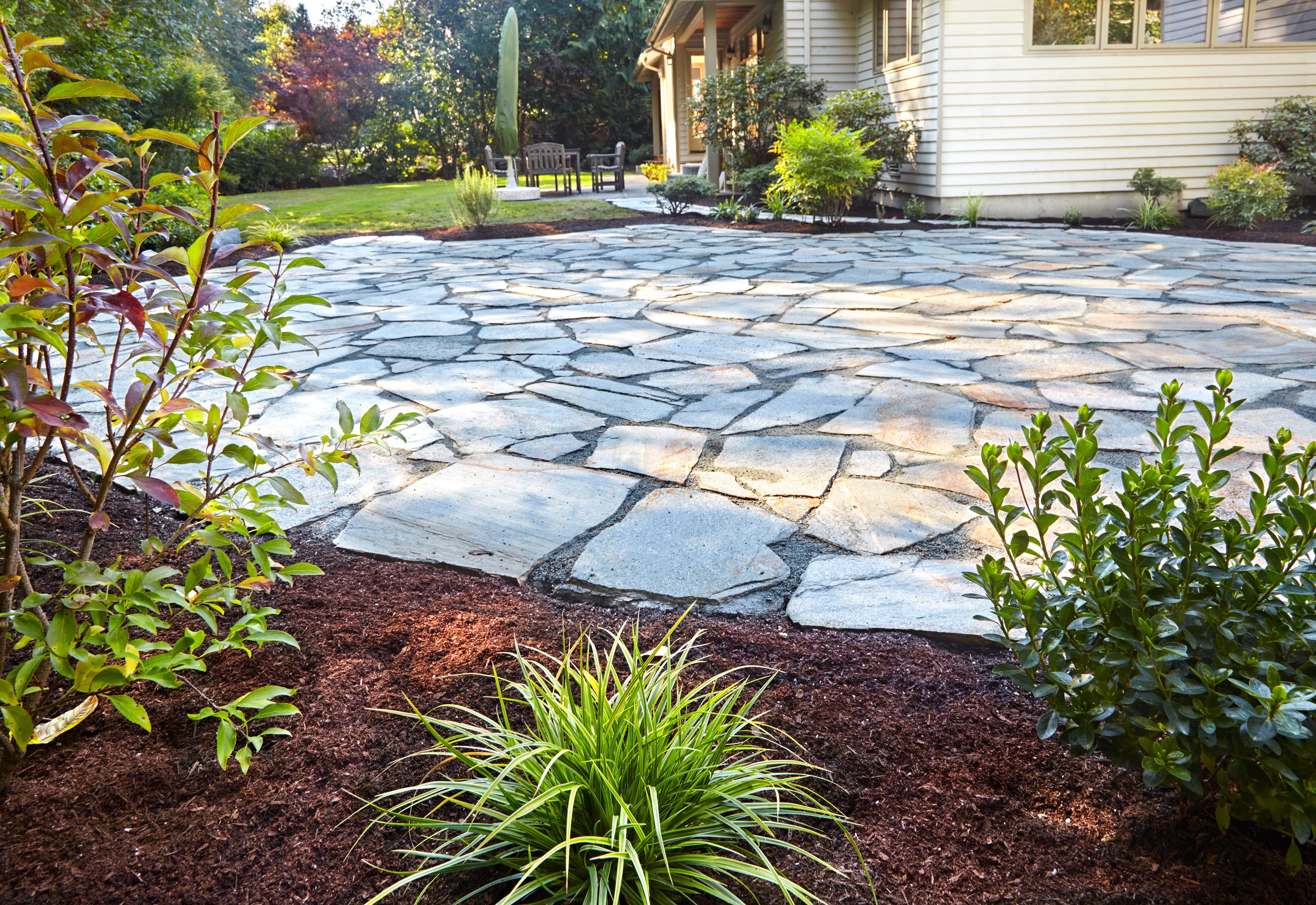 Diy Laying Flagstone Patio